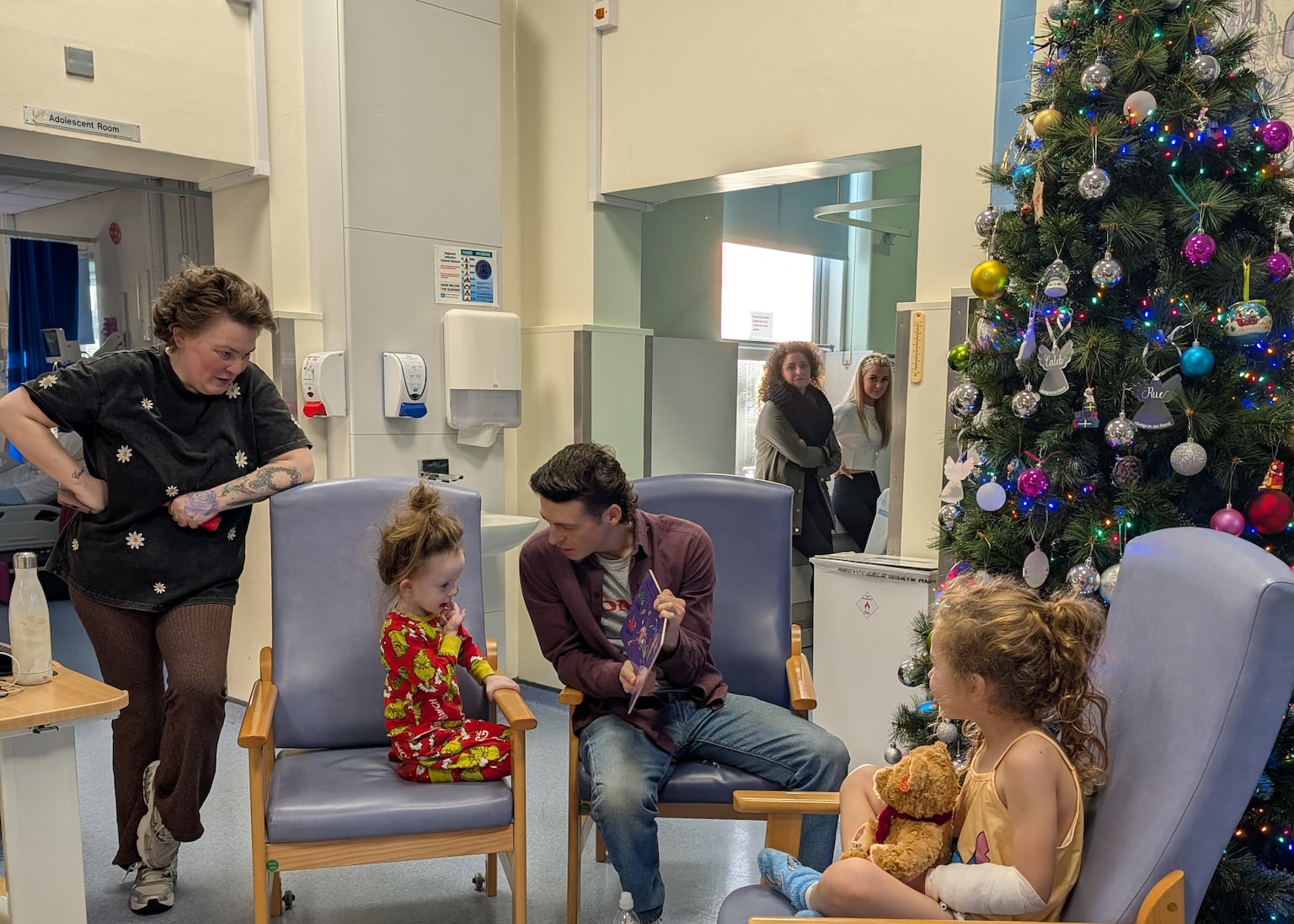Anthony Boyle swaps the screen for storytime at Royal Belfast Hospital ...