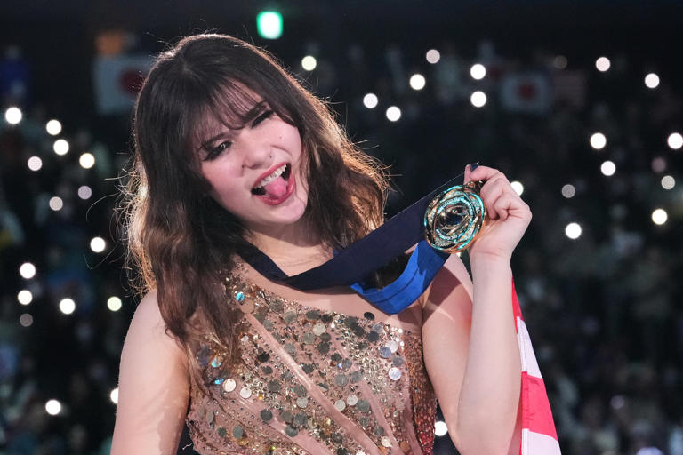 Alysa Liu's second act: Once burned out by skating, world champ now ...