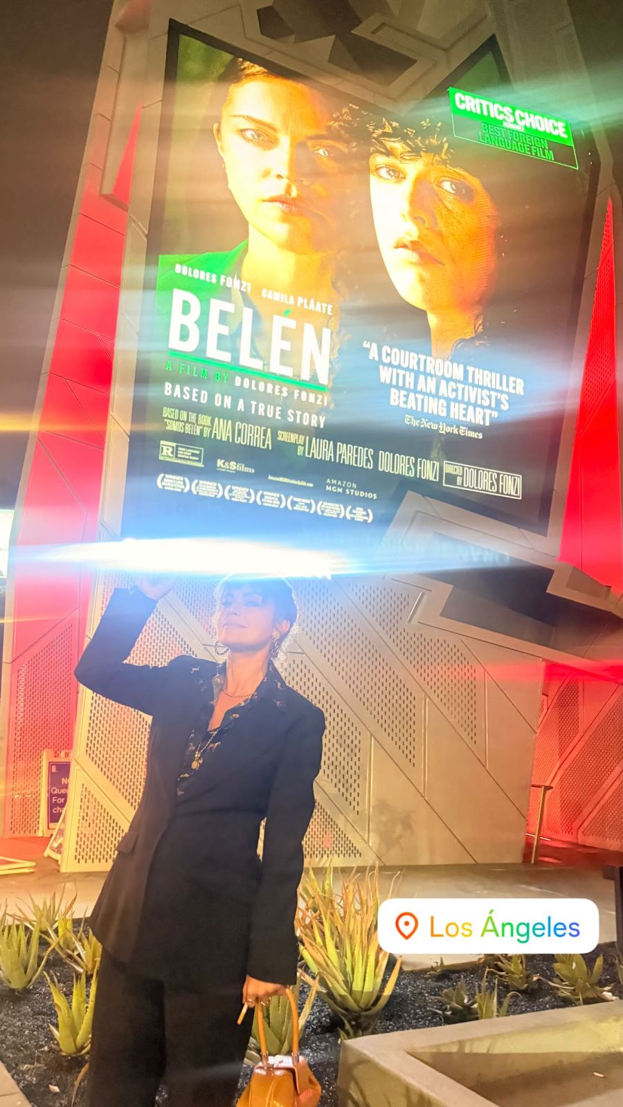 Dolores Fonzi brilló con un look sastrero total black: elegancia y ...