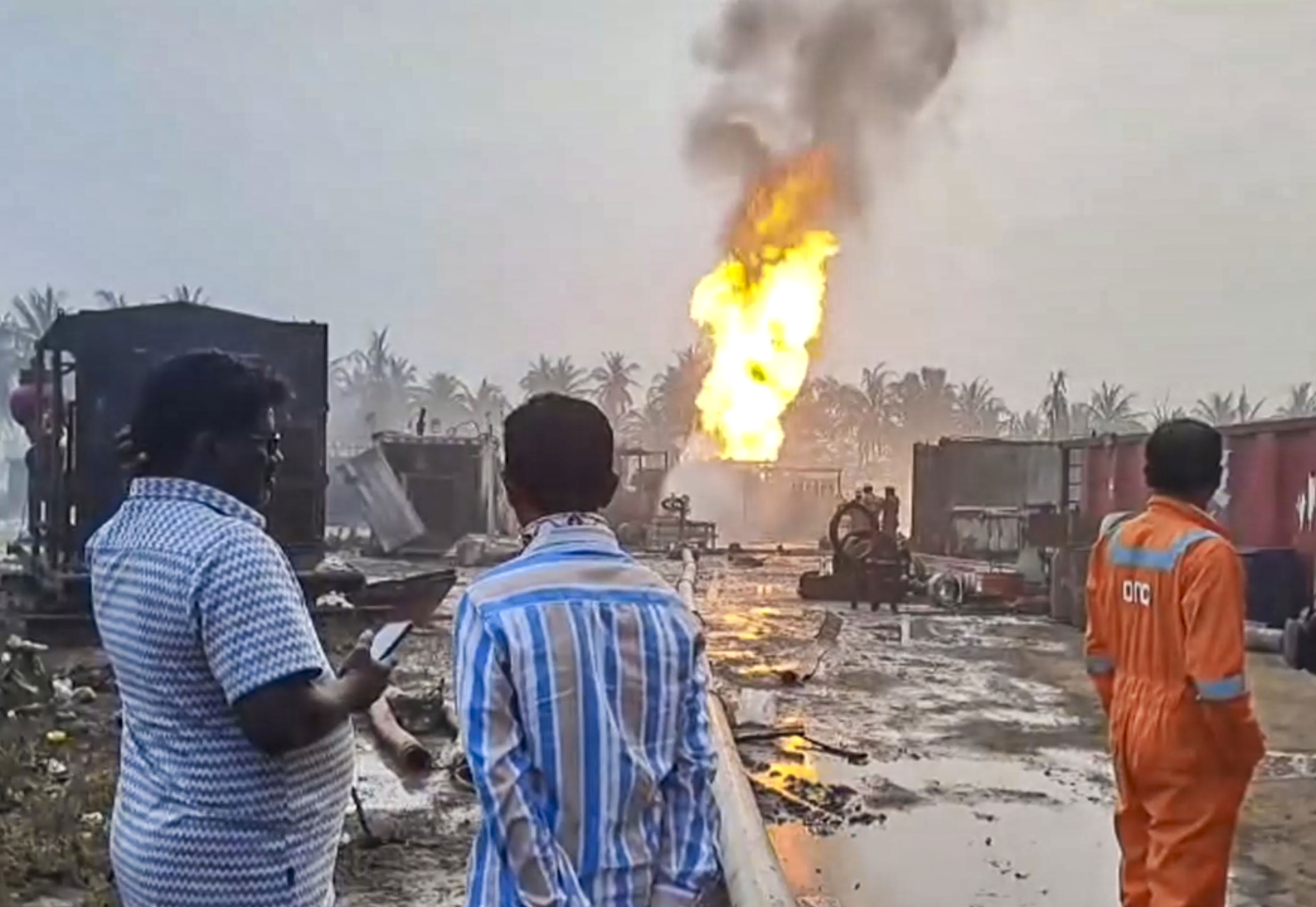 Comprehensive blowout control plan finalised for Andhra gas well blaze