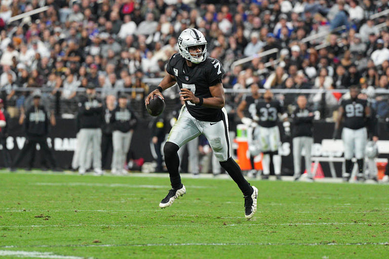 QB stock market: Ranking all 32 starters after the 2025 regular season