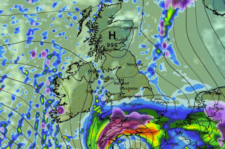 Ireland weather: Storm Goretti named as Met Eireann warn snow threat ...