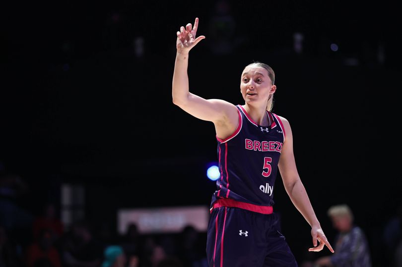 Paige Bueckers scores 24 points in Unrivaled debut as she separates ...