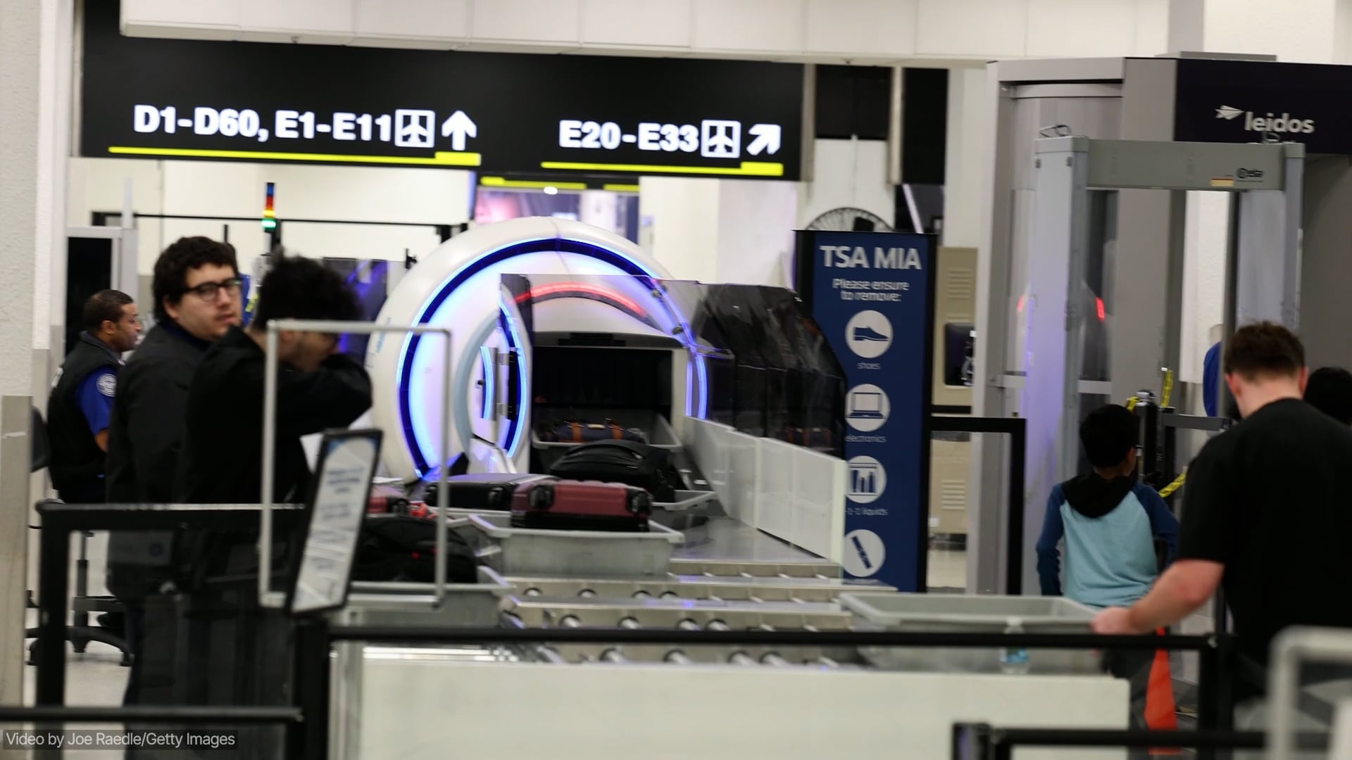 TSA drops 20-year rule for all airport travelers