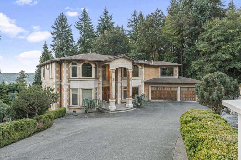 Iconic home with dock, waterfront views for sale in western Washington ...