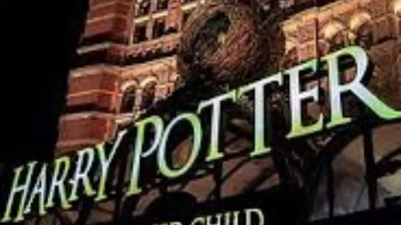 7 must-read fantasy novels that transport you to magical worlds