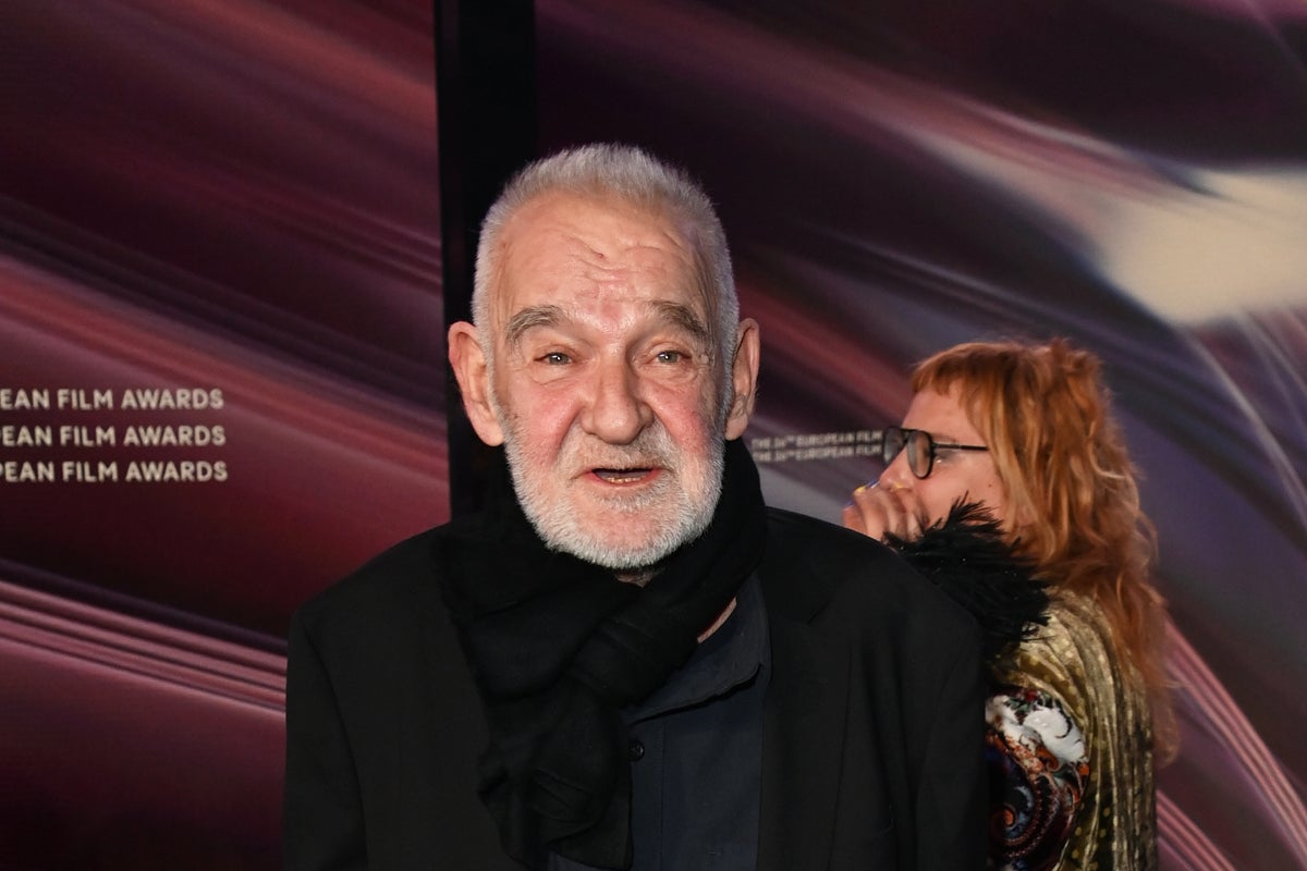 Hungarian filmmaker Béla Tarr, who directed Sátántangó, dies aged 70