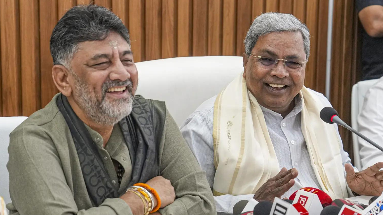 'Good luck': Siddaramaiah confident of full 5-year term; Shivakumar ...