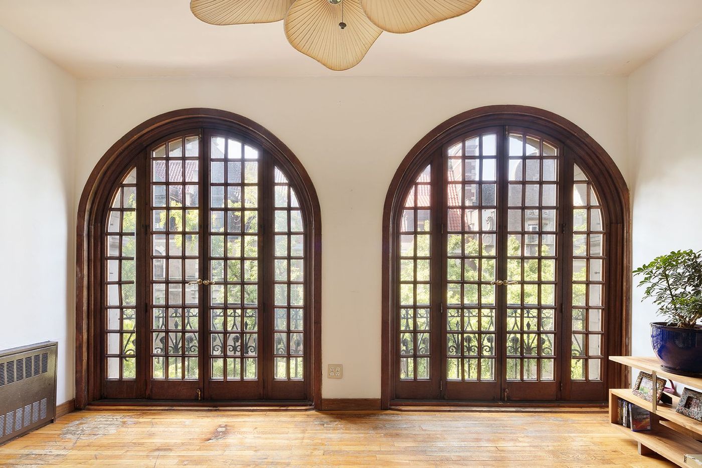 The Mansion on West 80th Where Mary-Louise Parker Rented