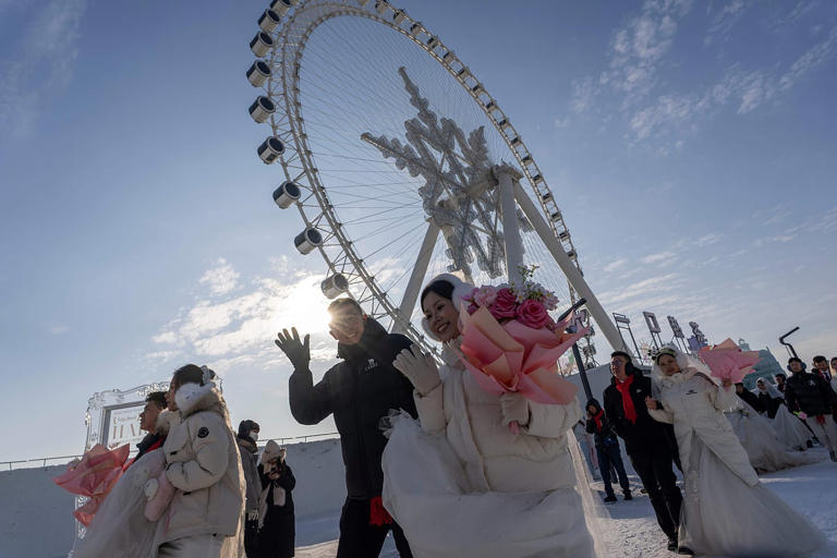 Love in the cold: Mass wedding at Harbin Ice and Snow Festival