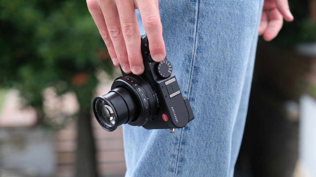 Leica's compact camera gets New Year’s firmware update – here are the D ...