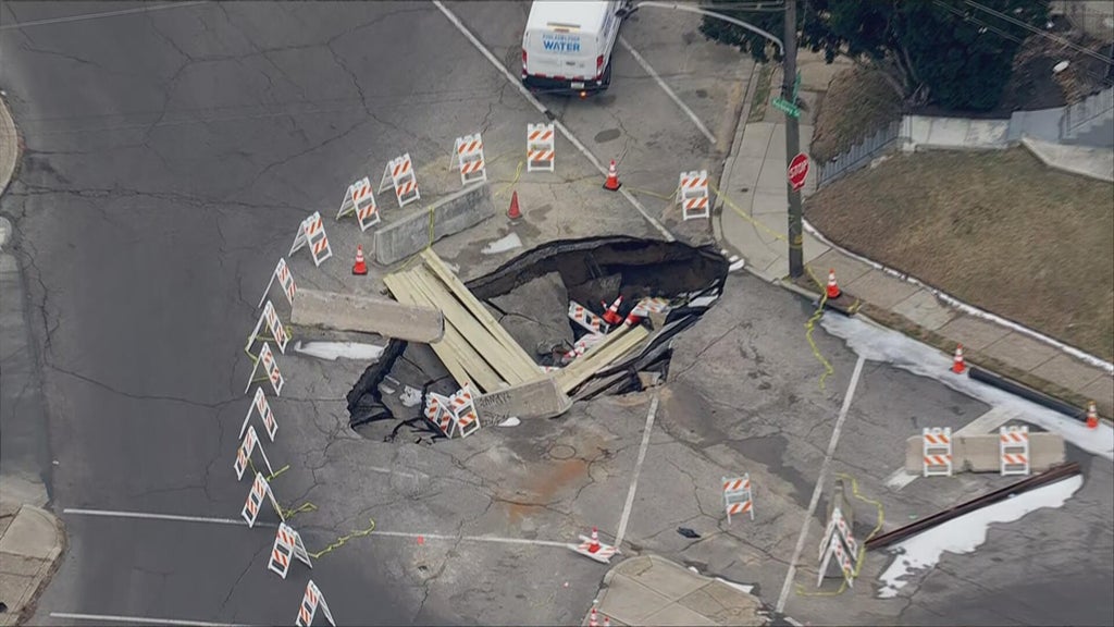 Water department repairing sinkhole leak in Philadelphia's West Oak ...