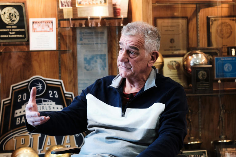 To the Eagles, Vic Fangio is a savvy defensive mind. To Dunmore, he’s a ...