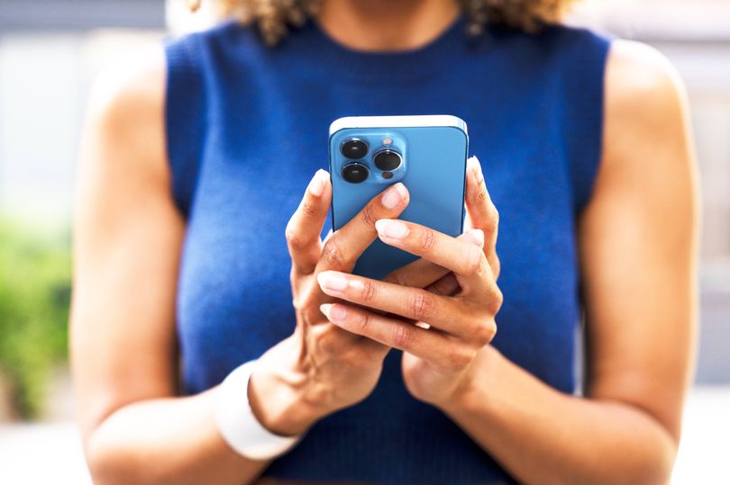 People told to put mobile phones 'in a box' to solve common issue