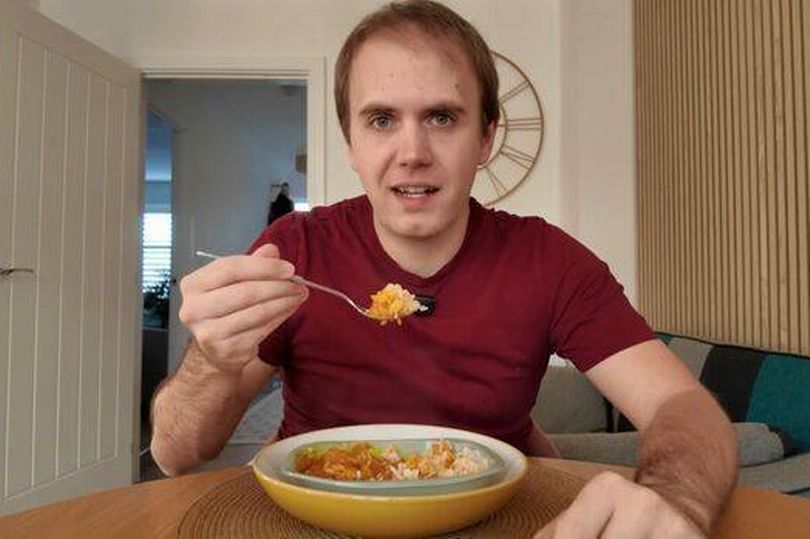 I tried £1 curries from Tesco, Sainsbury's, Asda and Iceland - one was ...