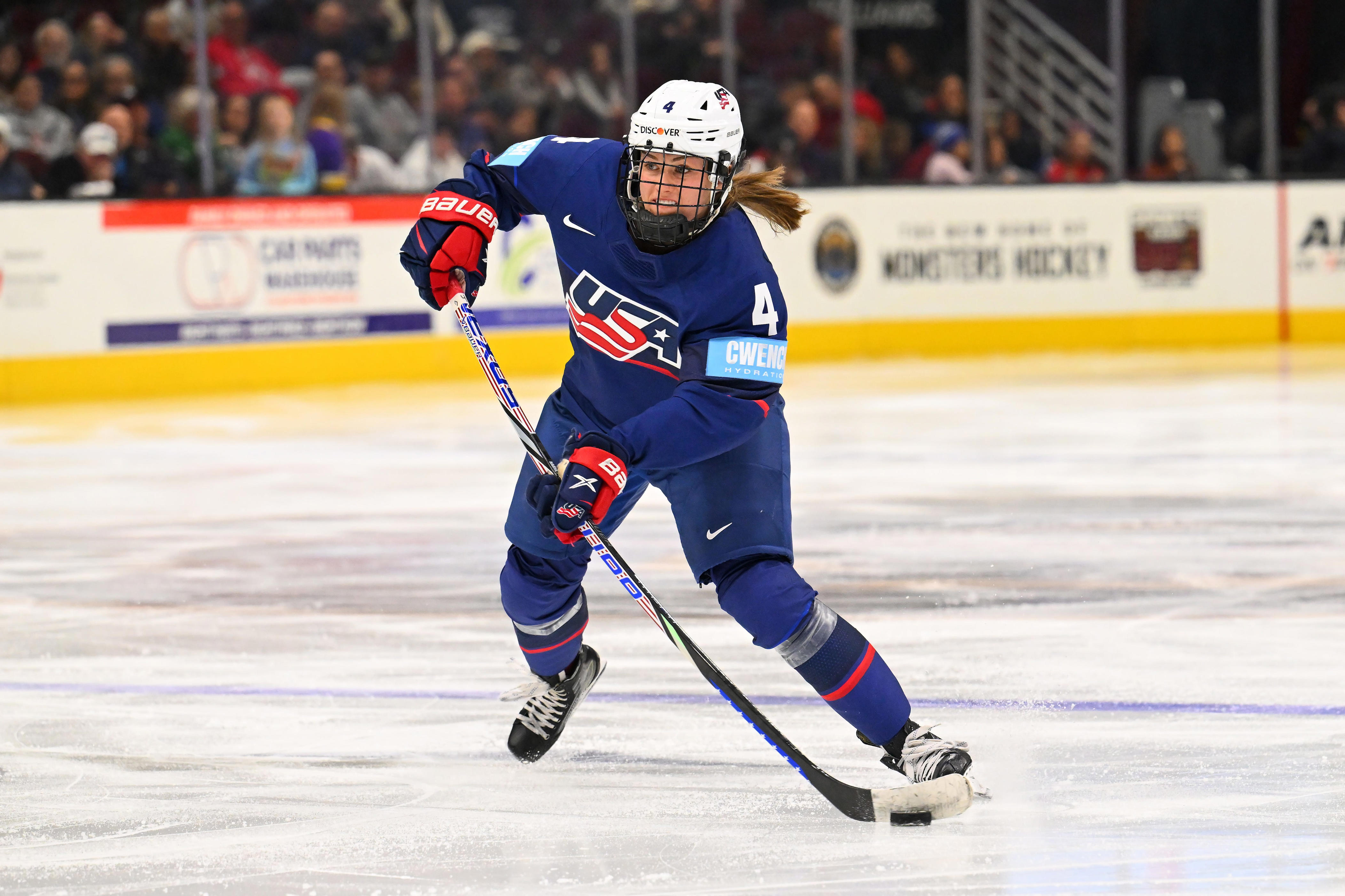 Who is Alex Carpenter? Caroline Harvey? New England players on USA's ...