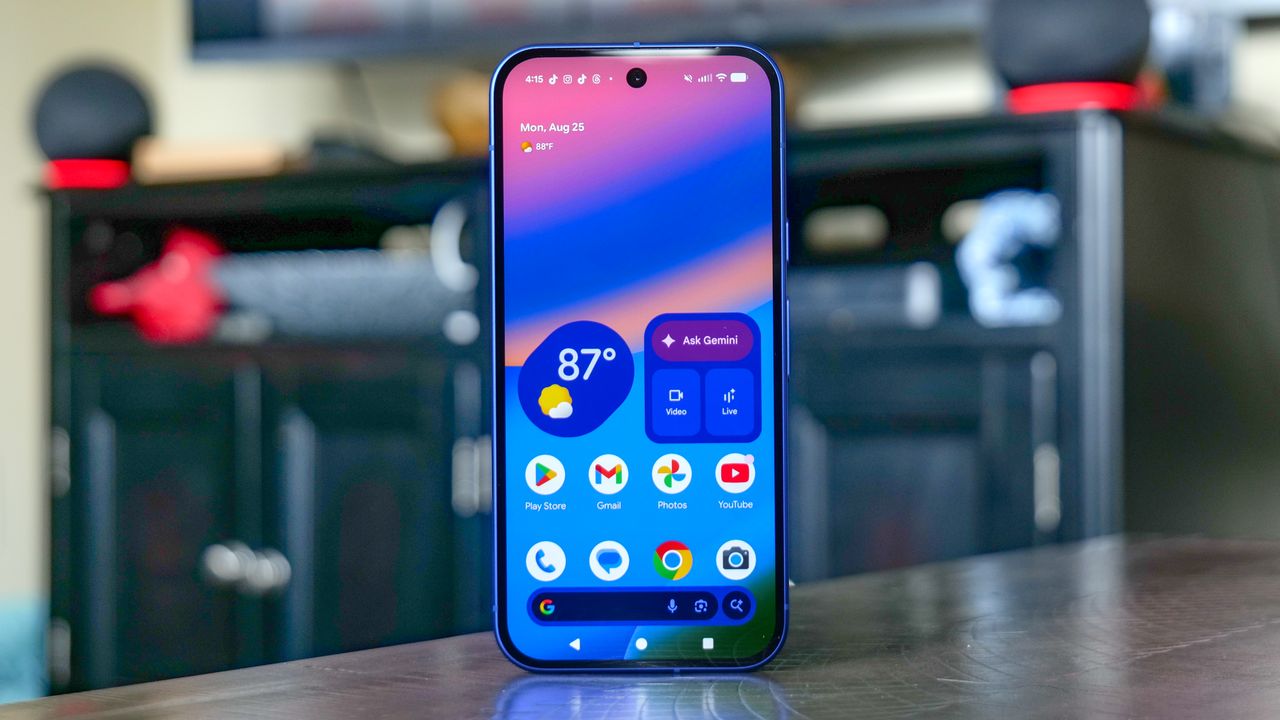 This hidden Android feature showed which apps are watching me
