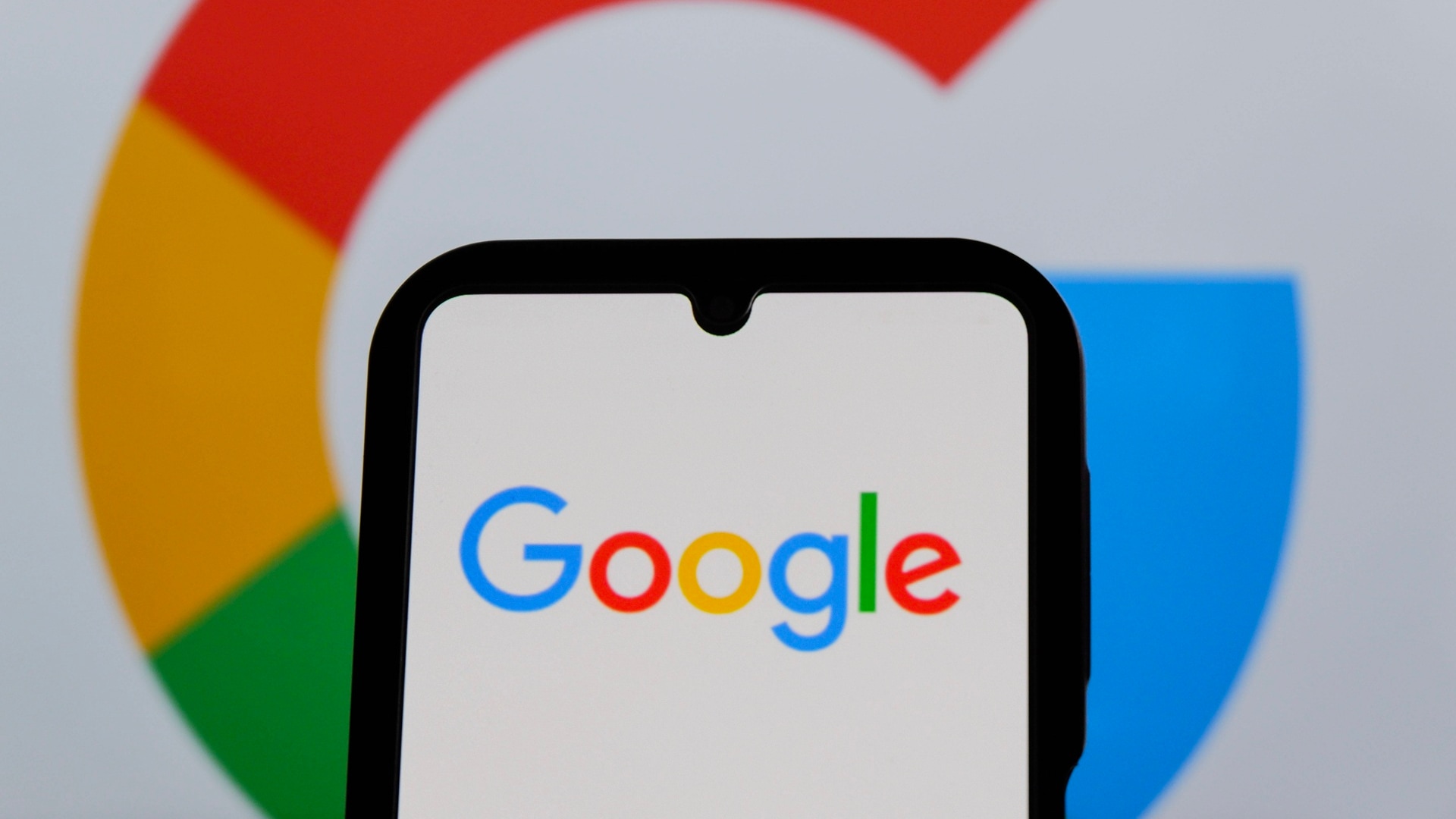 Google macht den Design-Rückzieher: Kleine, aber feine Änderung fällt ...