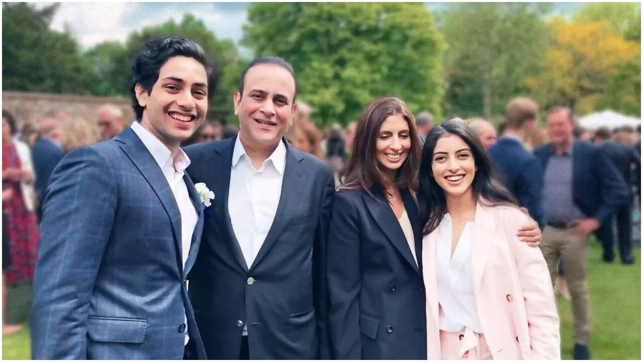 Who is 'Ikkis' star Agastya Nanda's father Nikhil Nanda? Everything to ...