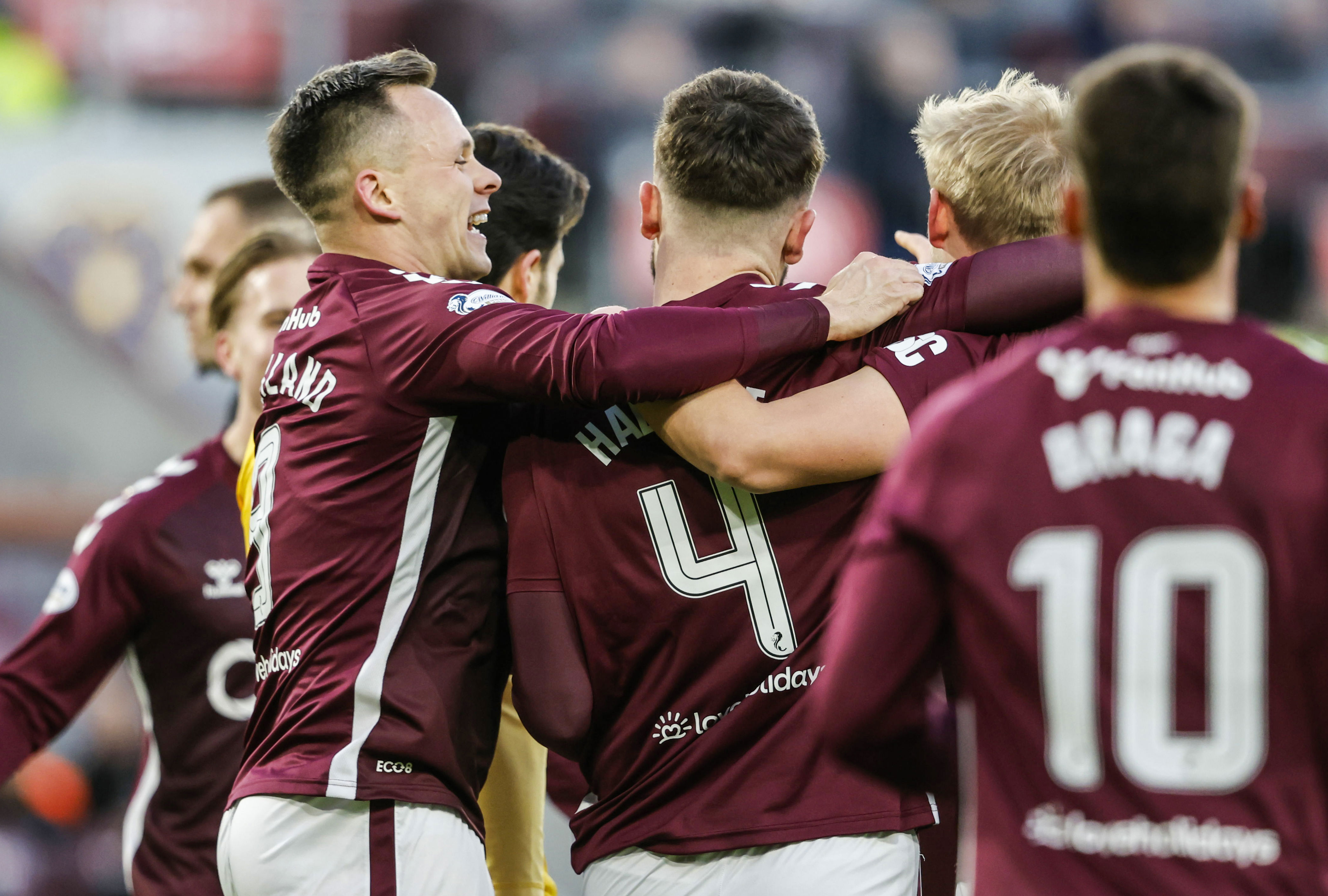 Hearts handling the Premiership title pressure - Derek McInnes explains ...