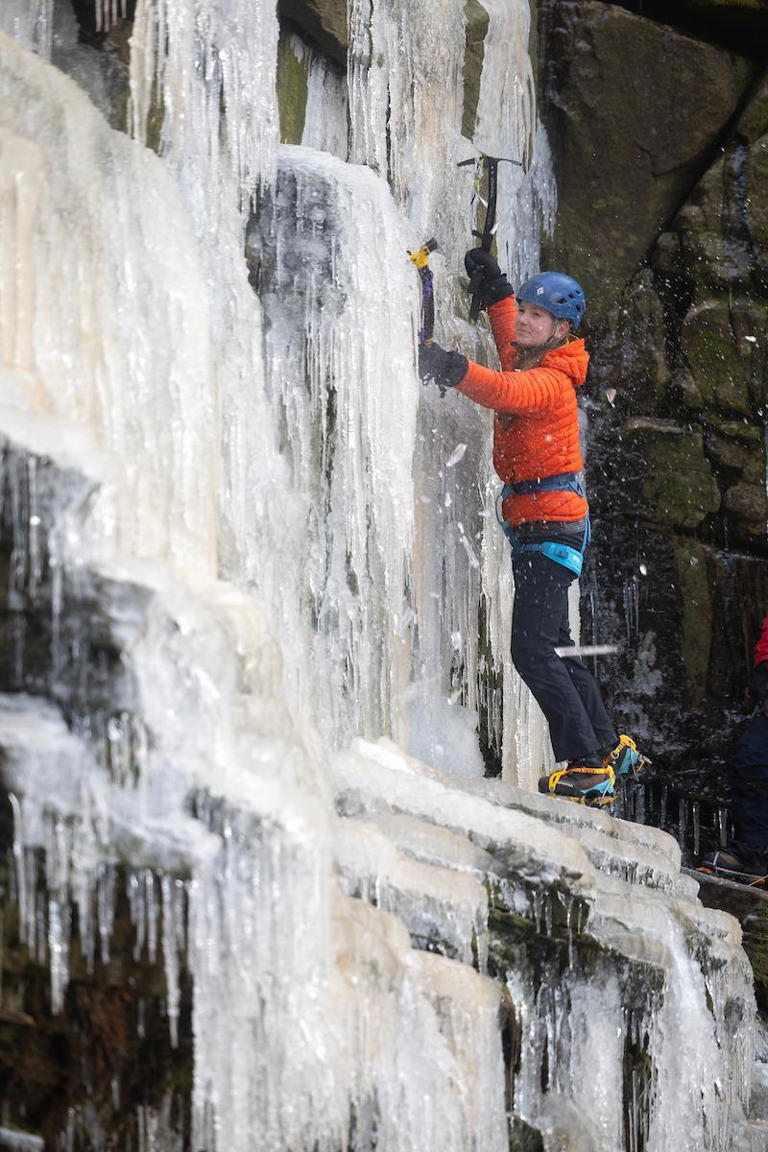 Stunning photos show mountaineers on frozen Kinder Downfall near Sheffield