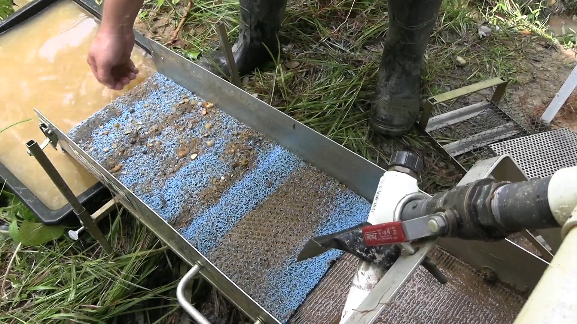 Mining gold in a cave that locals say is off-limits