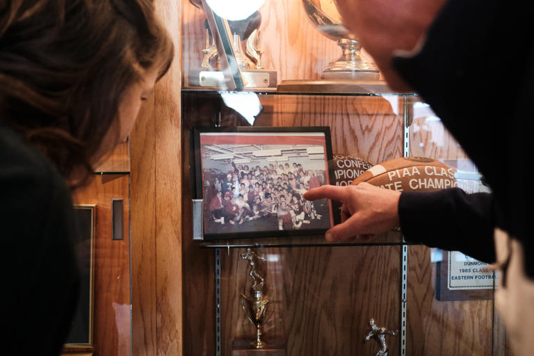 To the Eagles, Vic Fangio is a savvy defensive mind. To Dunmore, he’s a ...