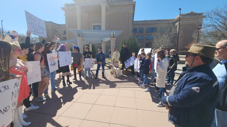 Federal bench trial set over WTAMU drag show ban