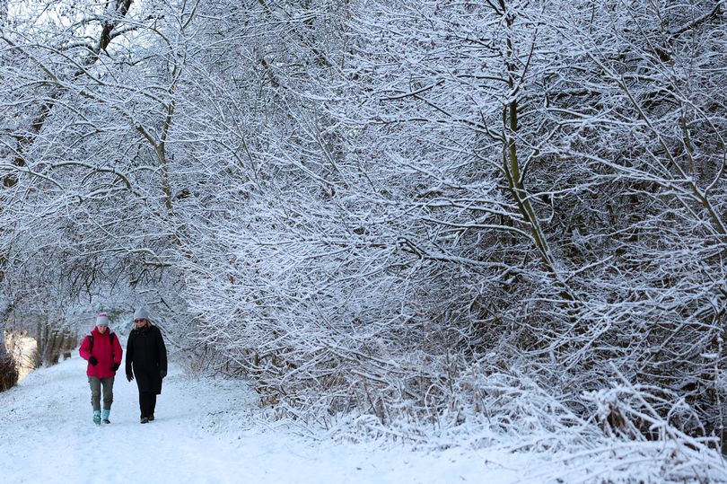 Met Office maps reveal where more disruptive snow could hit UK within days