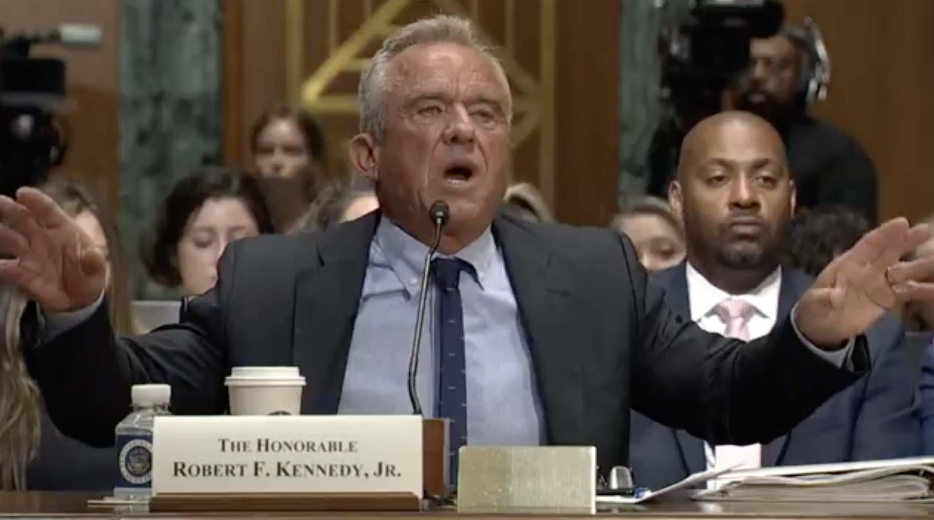 'That is absurd': Secretary RFK Jr. quivers as Senator Mark Warner ...