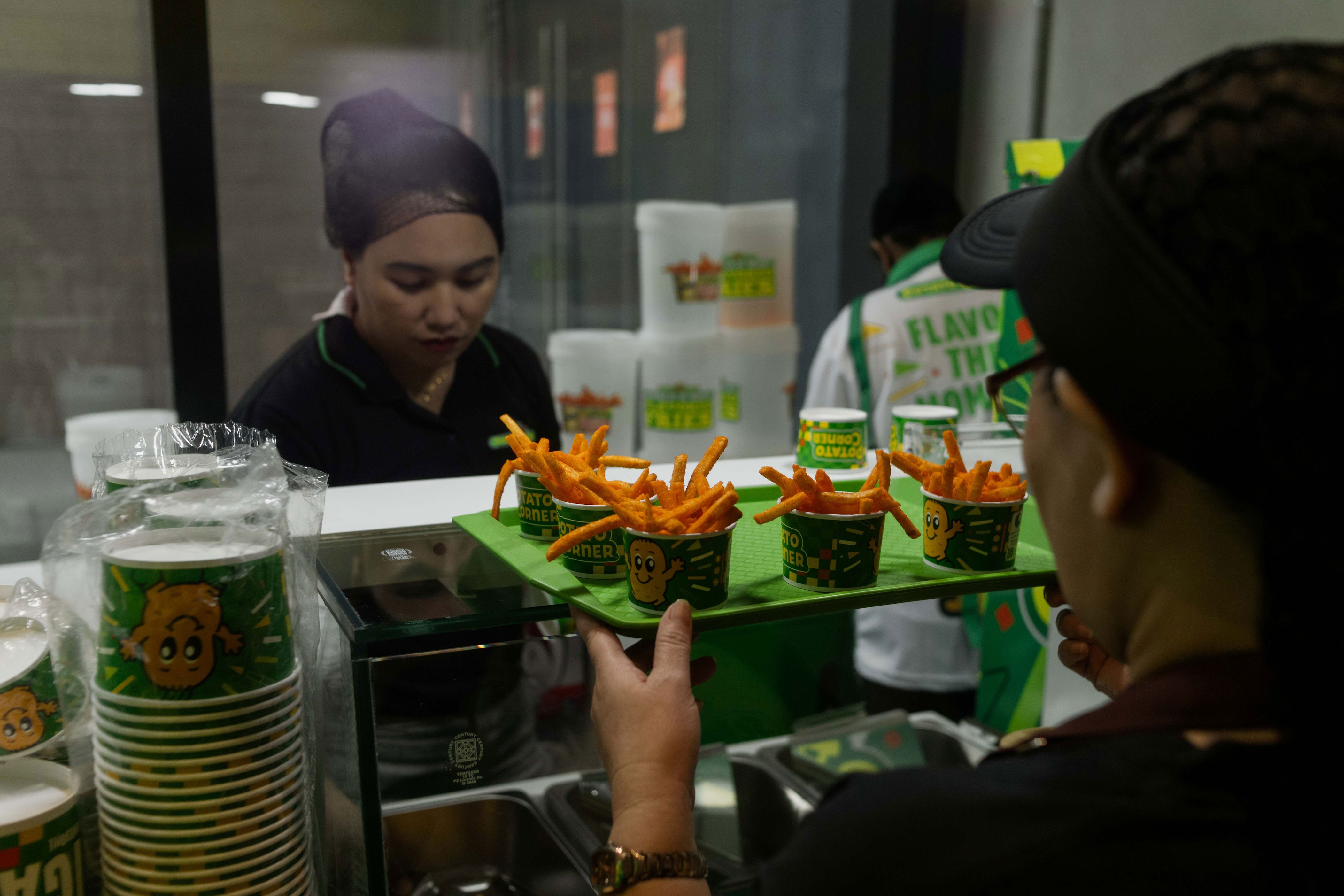 BGC eats: Sundry Food Hall lets you mix and match for barkada-friendly eats