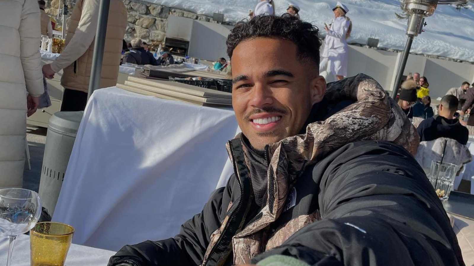 Maak kennis met de betoverende vrouw van voetballer Justin Kluivert