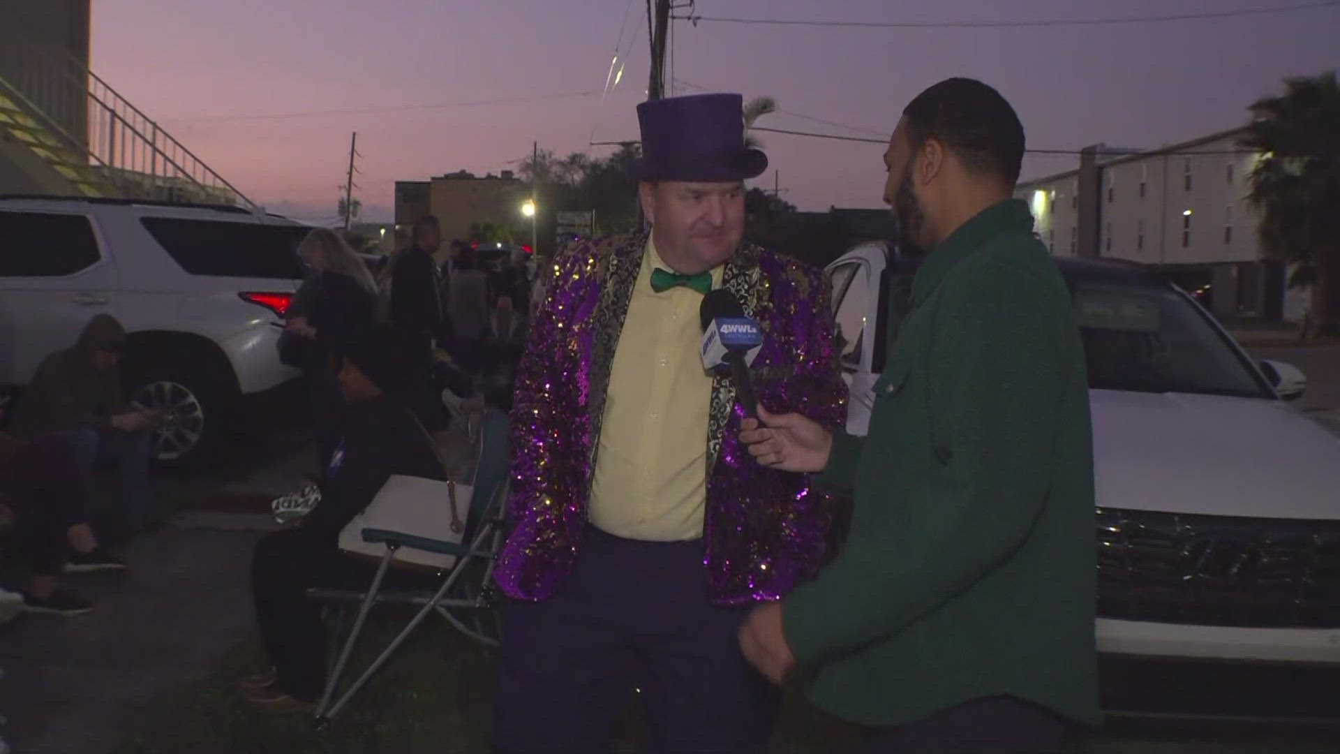 Lines form for king cakes on the first day of Carnival