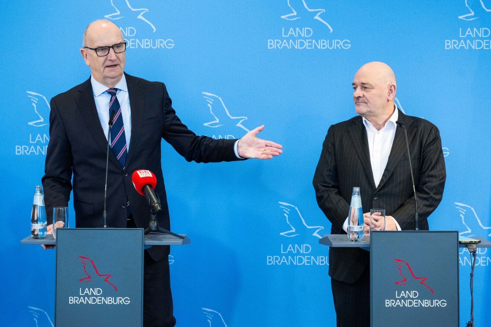 State coalition collapses as Germany heads into bumper election year