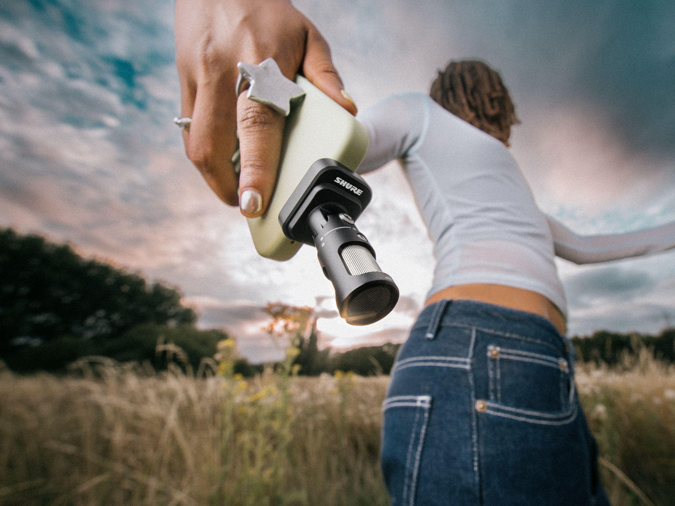 Shure MV88 USB-C para iPhone y Android: así es el nuevo micrófono portátil