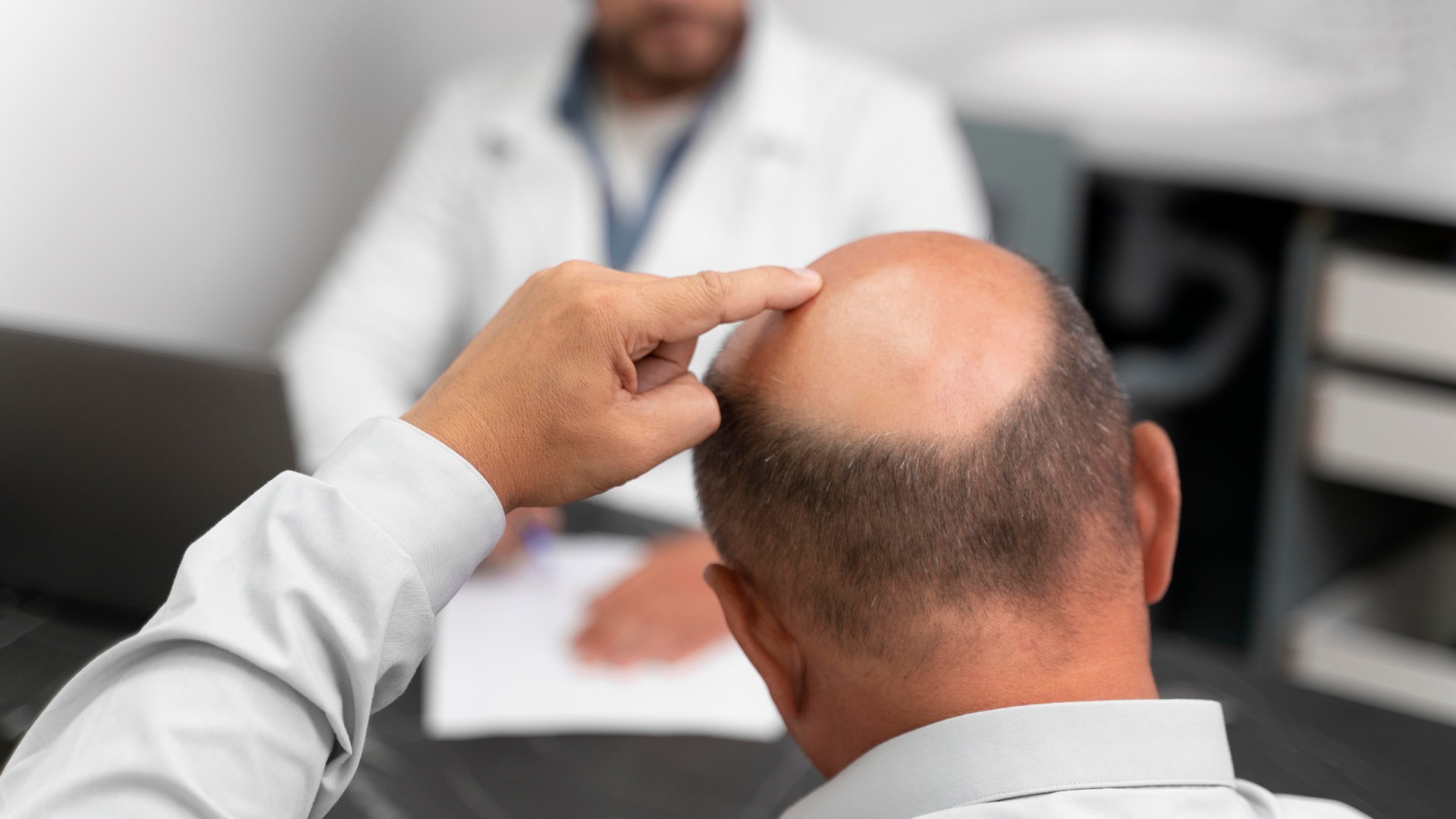 I Sør-Korea kan skallethet snart behandles, og dette skaper kontrovers