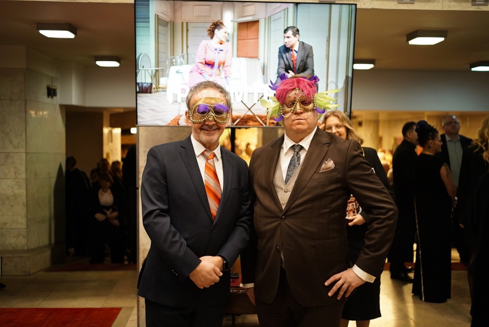 Sylwester 2025 w Teatrze Powszechnym w Radomiu. Premiera i salwy ...