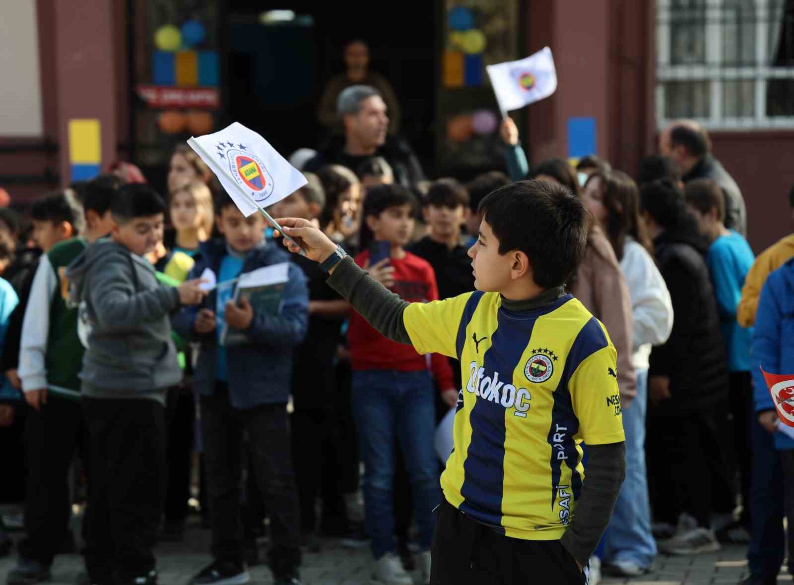 Sadettin Saran: "Fenerbahçe’yi bu sene şampiyon yaparak birçok ...