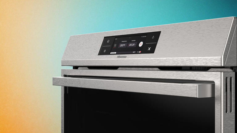 Hisense’s new induction range comes with an AI cooking assistant built in