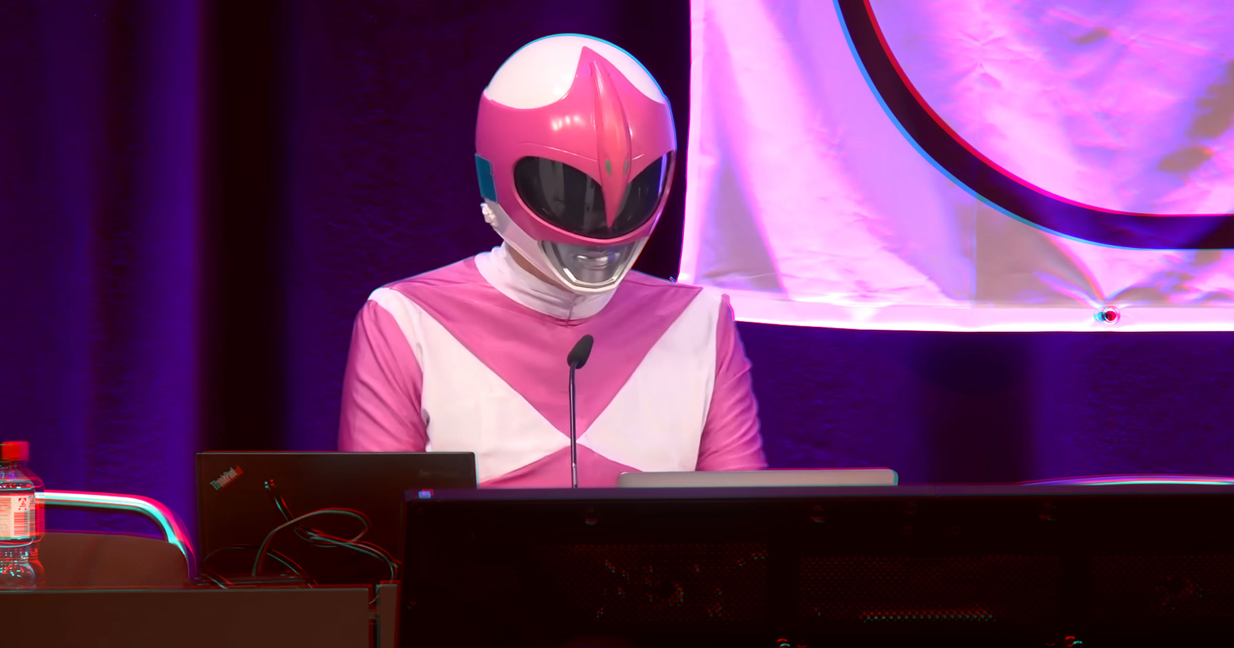 Woman hacks 'Tinder for Nazis,' tricks the racist users into falling in ...