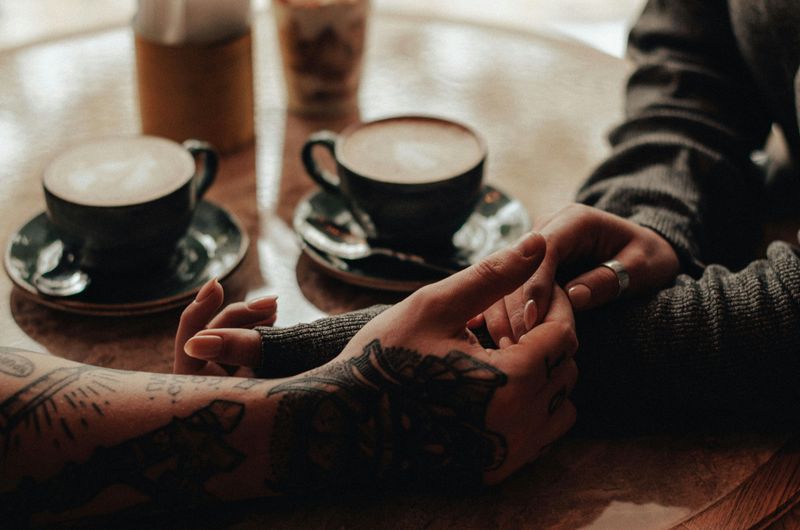 What women quietly wish men would do on dates: 11 real answers