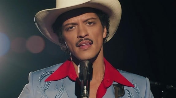 Après 10 ans d'attente, Bruno Mars annonce que son nouvel album est ...