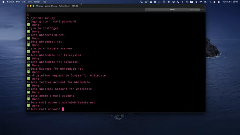Woman hacks 'Tinder for Nazis,' tricks the racist users into falling in ...