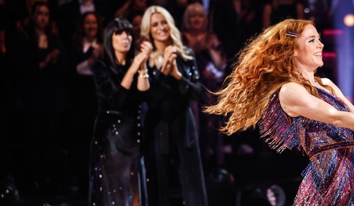 Angela Scanlon fuels Strictly hosting rumours as she leaves radio show