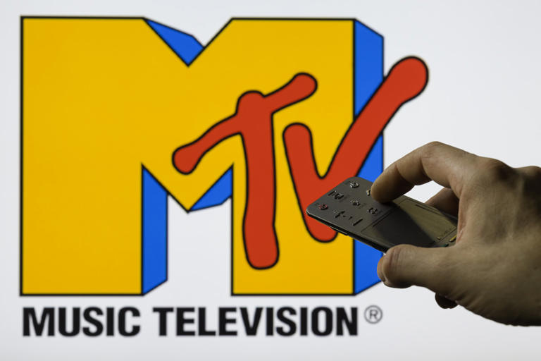 MTV music goes dark—and fans rush to bring it back