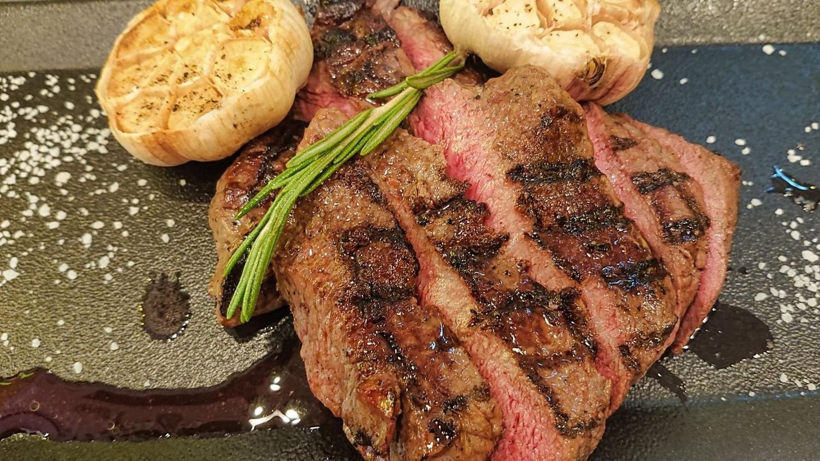6 budget steaks chefs swear rival premium cuts