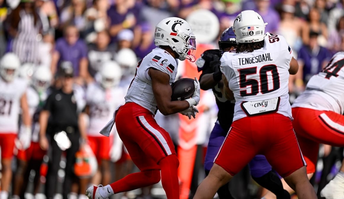 Cincinnati RB transfer Evan Pryor commits to Florida