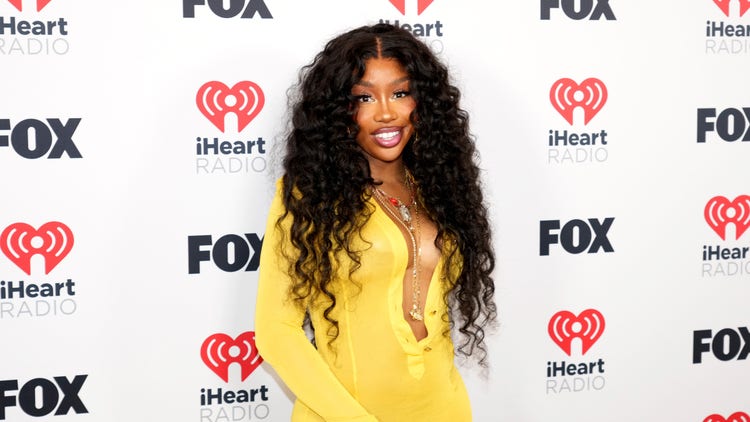 SZA invites fans to bid on Zoom meet-up for Sudan fundraiser: "Call meeeee"