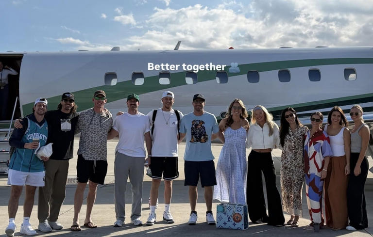 Blue Jays teammates, wives and girlfriends celebrate Bo Bichette’s wedding