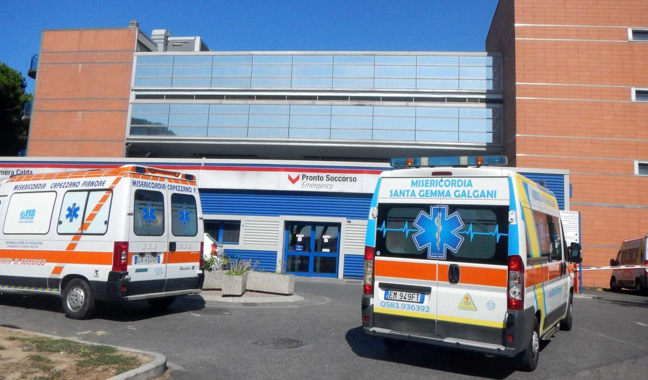 Intossicato dal monossido, portato in camera iperbarica. Grave ma stabile